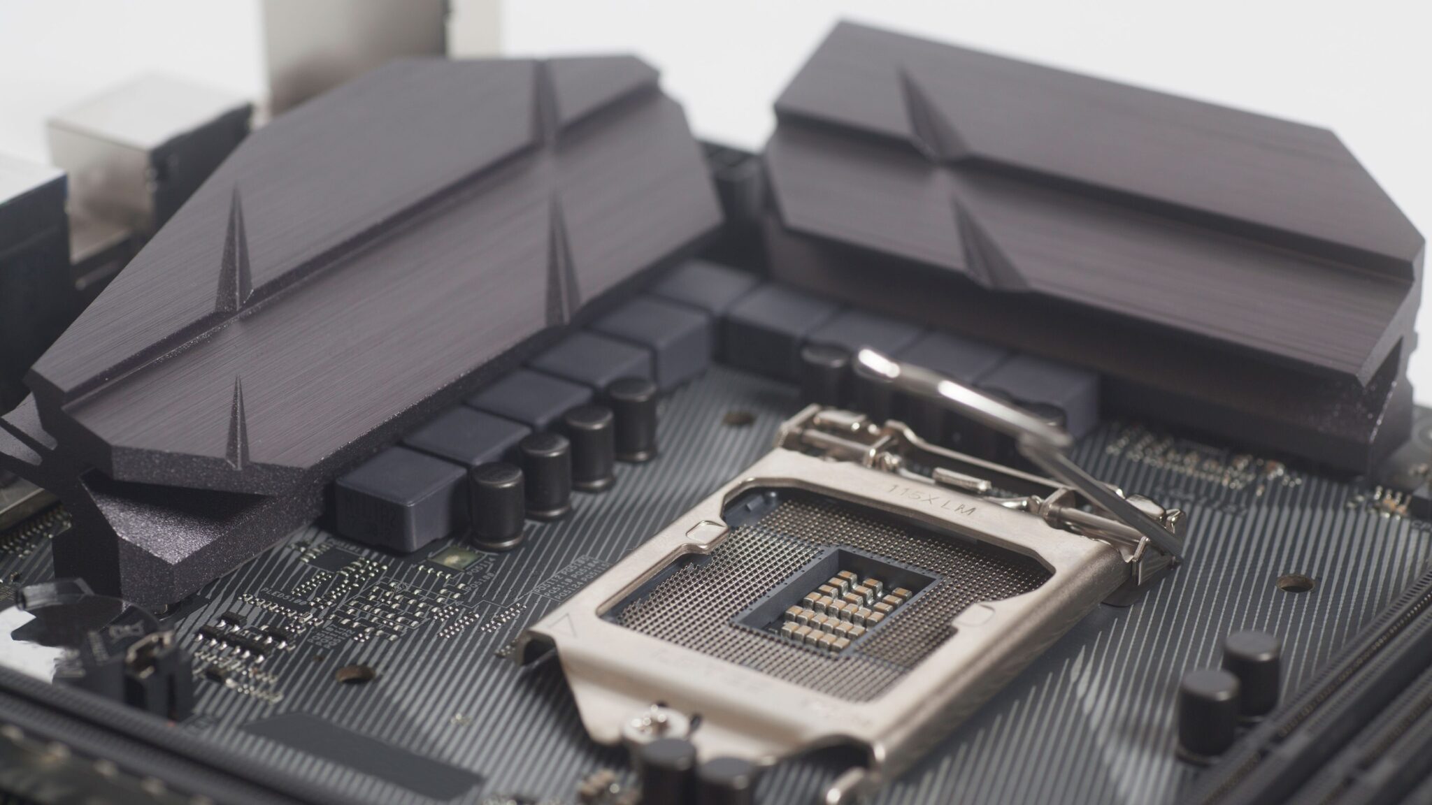 ATX oder mATX (Micro-ATX): Unterschiede der Mainboard-Formfaktoren